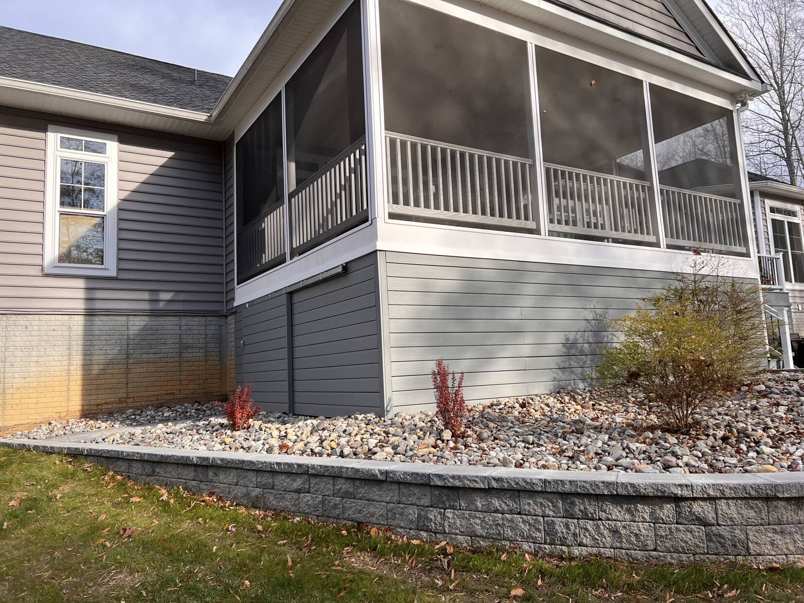 Sitting/Retaining Walls